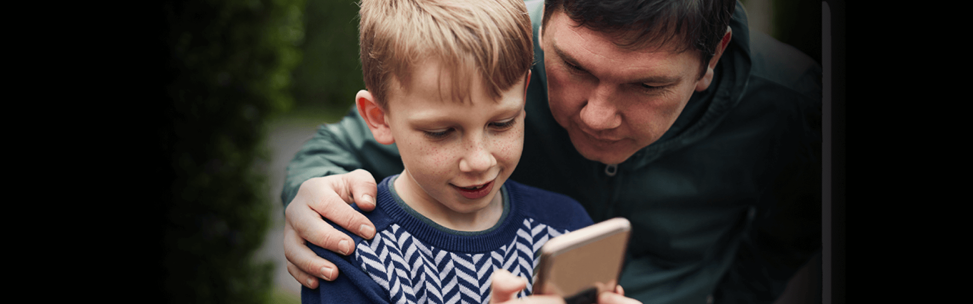 How to get your child set up safely on their first device | EE Learn